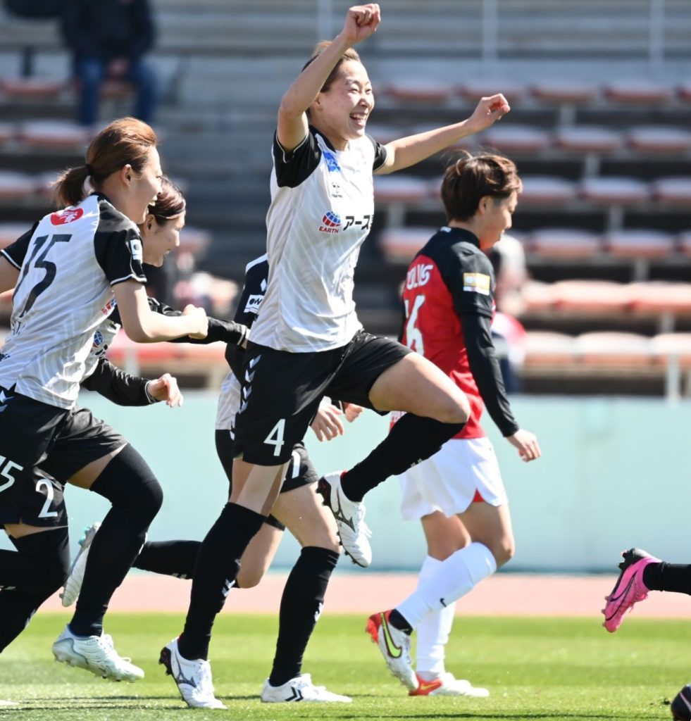 【INAC神戸レオネッサ】浦和とドローで首位キープ、3/1に経営権譲渡 - サンテレビニュース