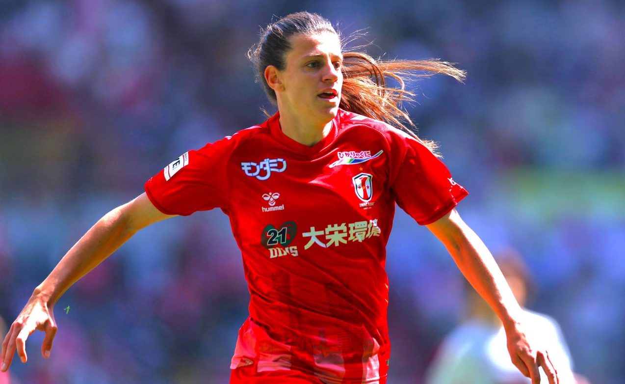 【INAC神戸】スアレスがハットトリック、5/4に首位戦 - サンテレビニュース